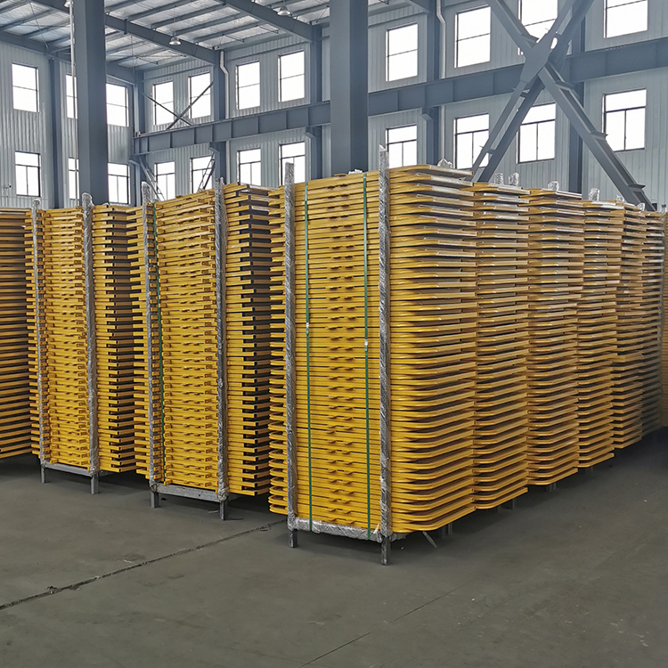 Scaffolding Safety Gate from China manufacturer - EK Scaffolding